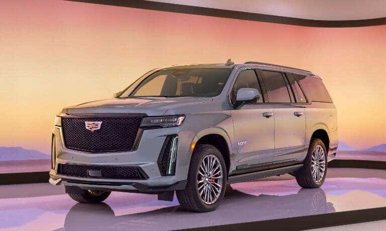 2023 Cadillac Escalade ESV Review | Differences, Specs & Dimensions ...
