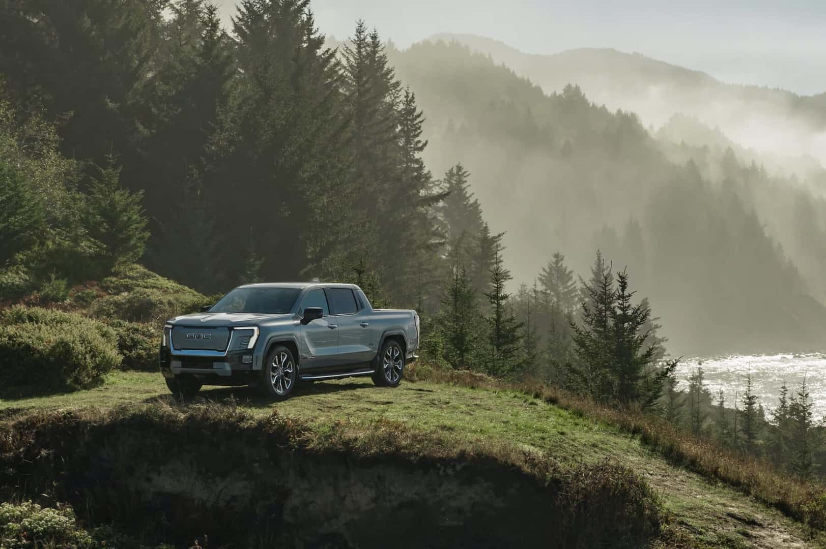 GMC Sierra EV Pickup will Top Tesla's Cybertruck Range by 100 Miles