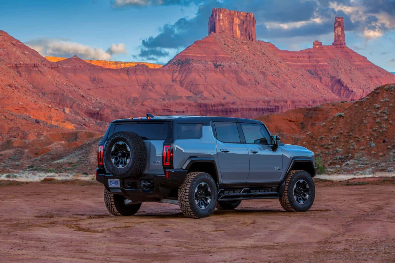 GMC Hummer SUV Review by Free Press