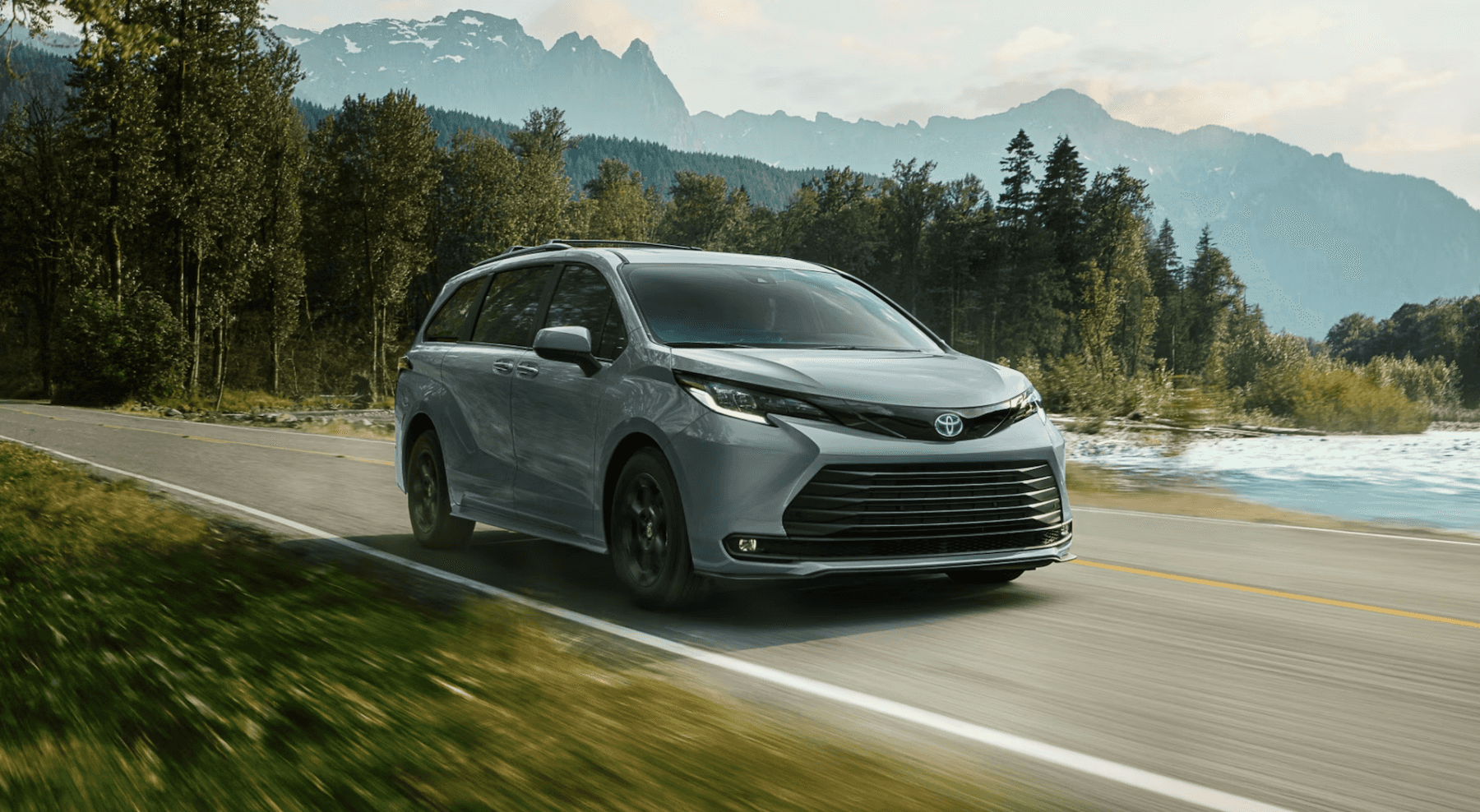 2025 Toyota Sienna Near Me | Spring, TX | Fred Haas Toyota World