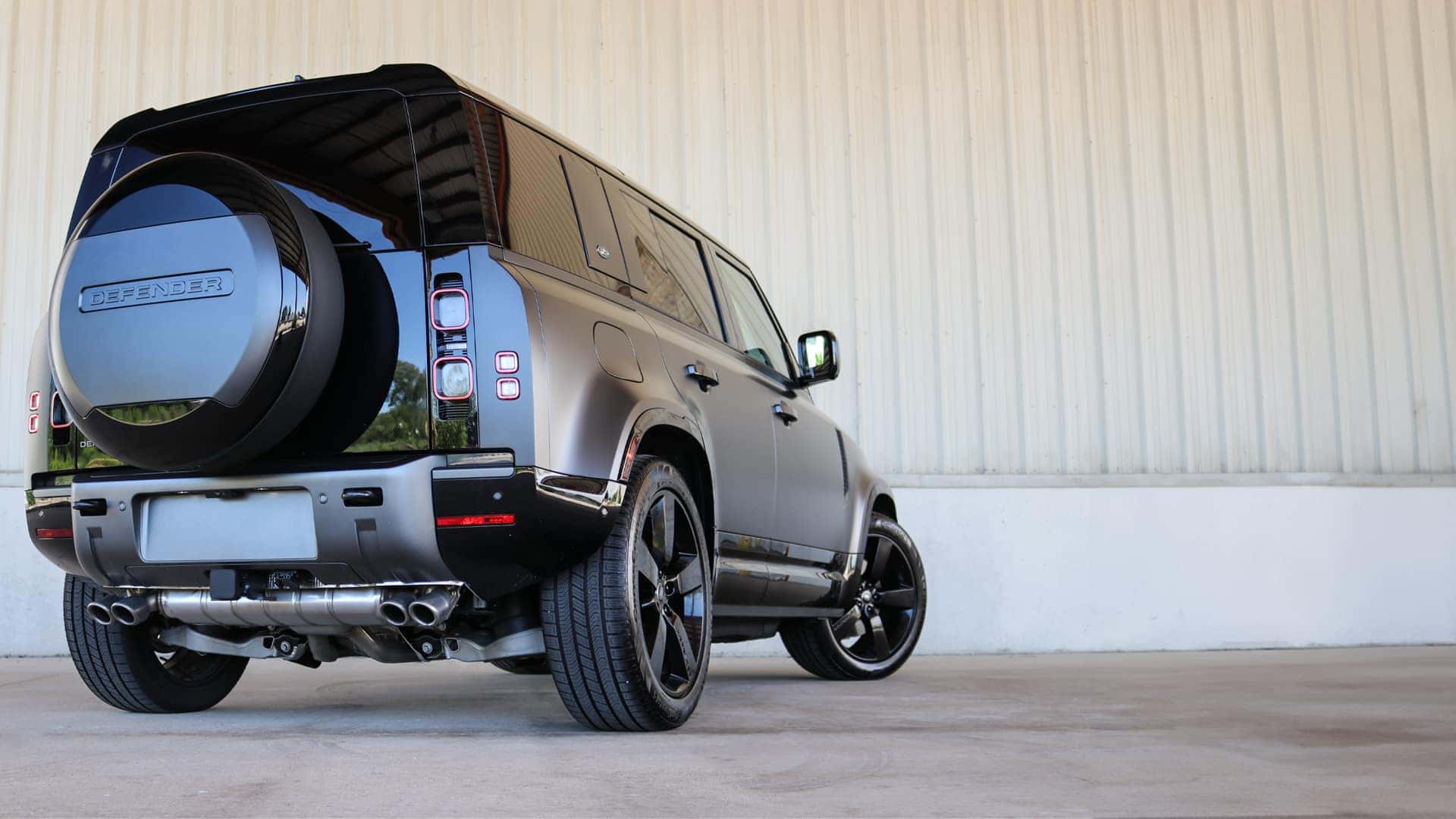 2025 Defender | Explore Defender 90, 110 & 130 at Land Rover Naperville