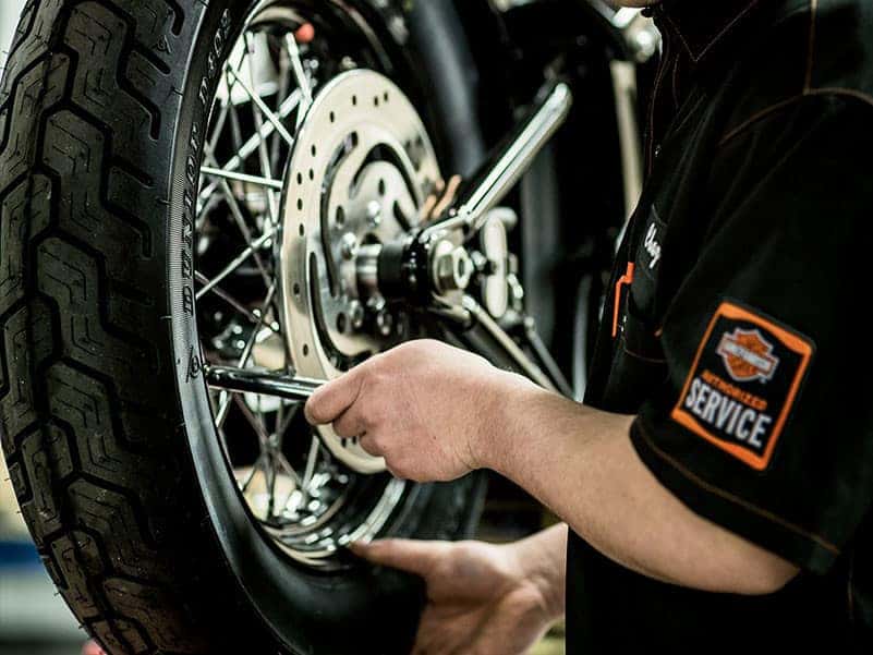 Harley-Davidson Motorcycle Tire Replacement Service, Tire Mounting And ...